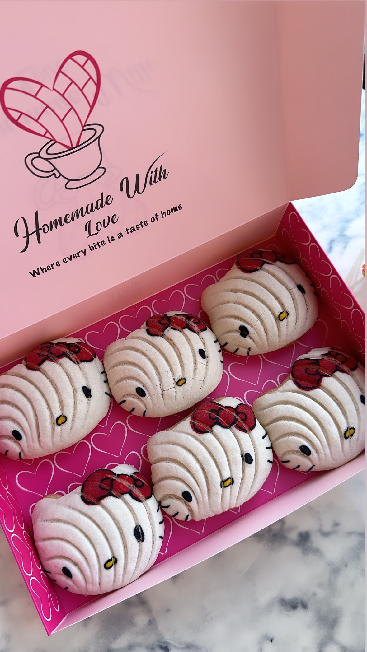 Hello Kitty conchas | Homamade with Love inc.